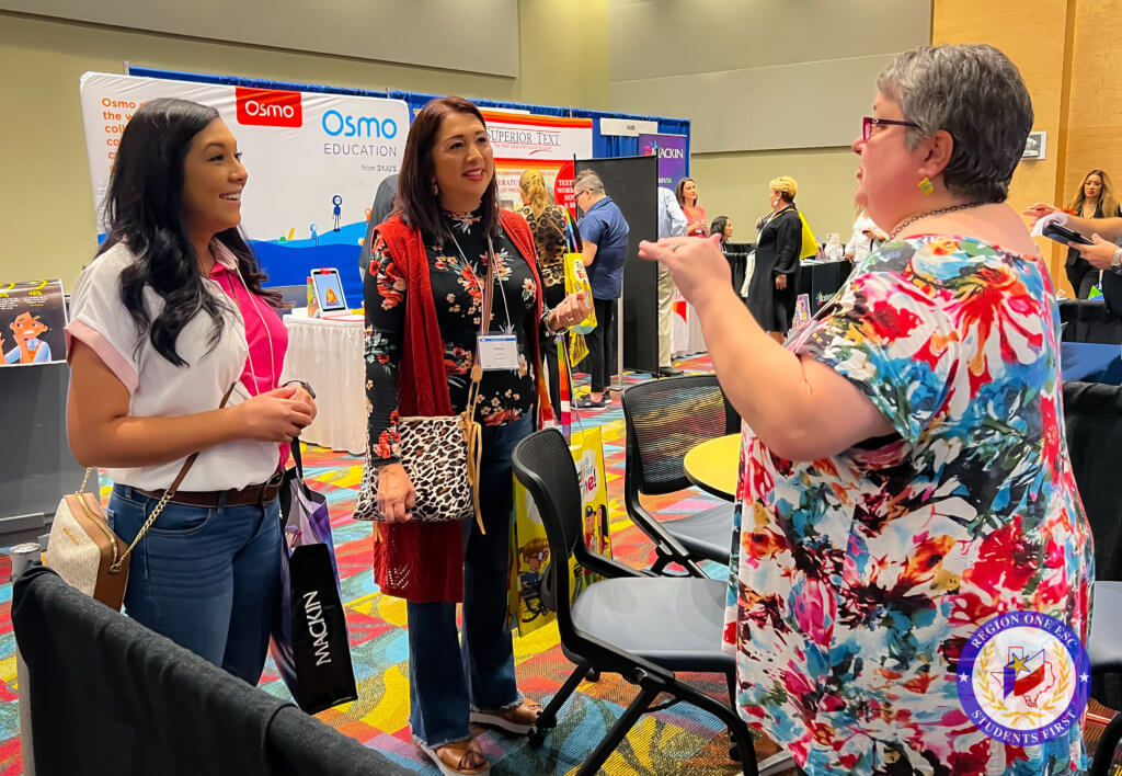 Librarians inspired at fall media fair – San Benito News
